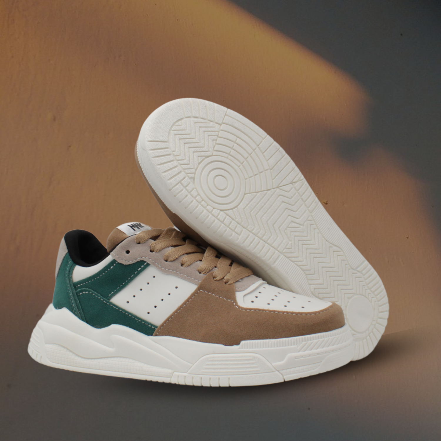 TENIS – Monky